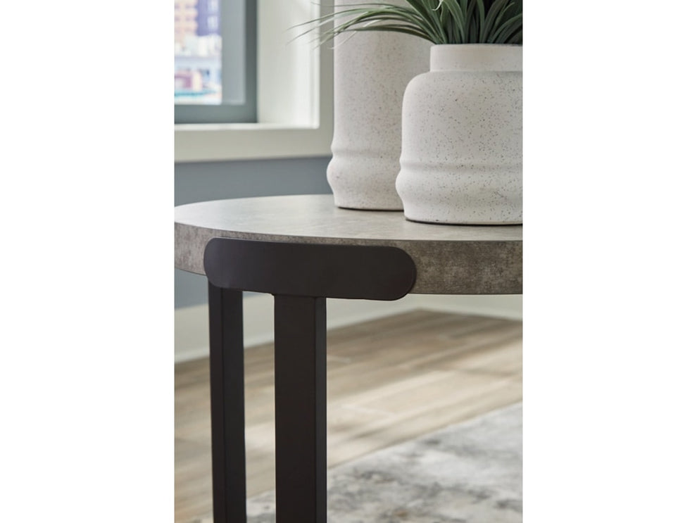 Signature Design by Ashley - Darthurst Occasional Table Set (Set of 3 ...